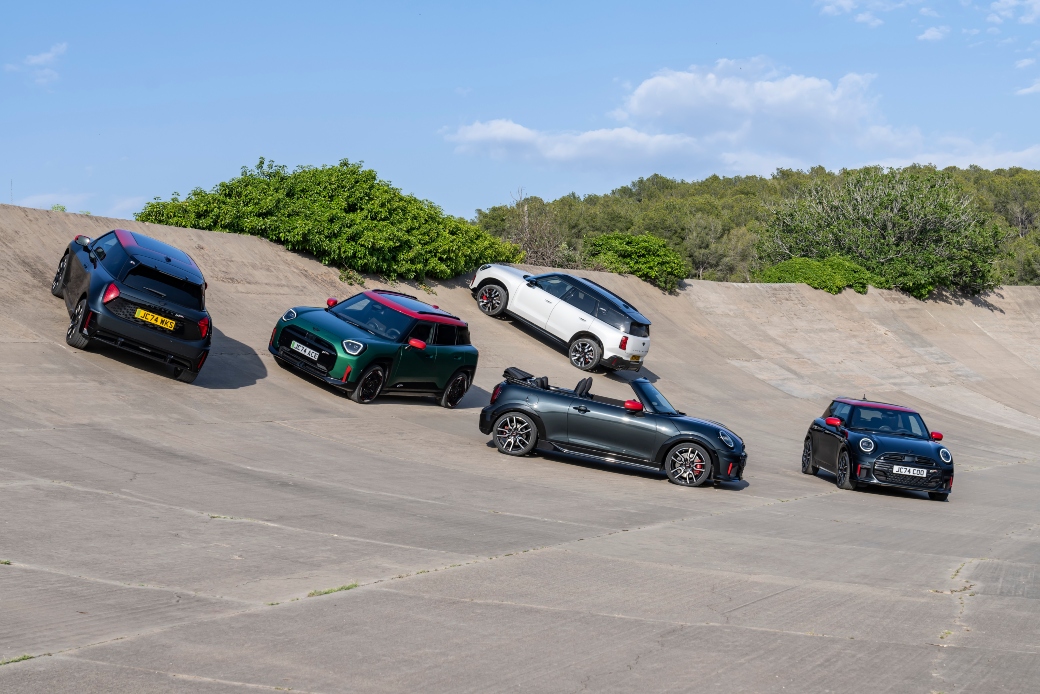 MINI: Νέα γκάμα μοντέλων John Cooper Works - FleetNews
