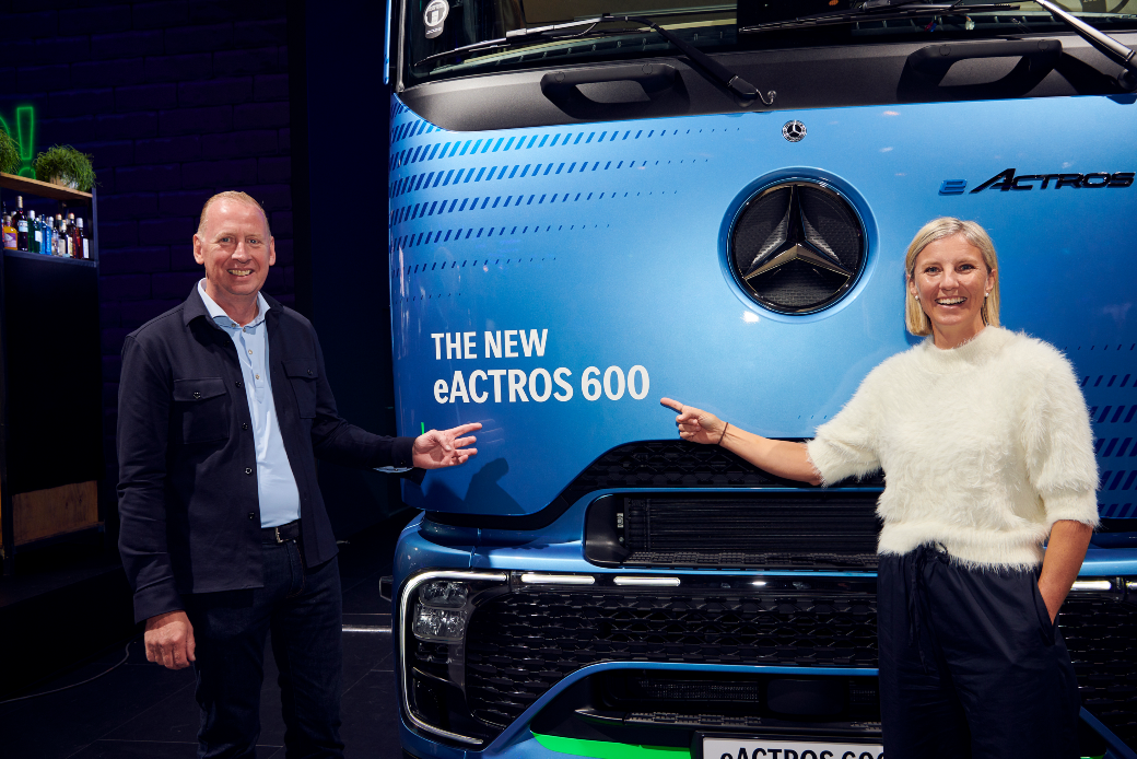 Η Simon Loos παραγγέλνει 75 Mercedes-Benz eActros 600 - FleetNews