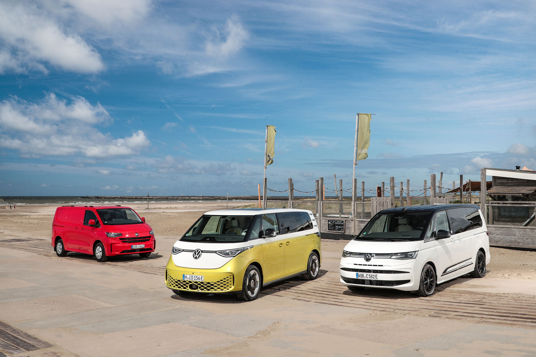 Volkswagen Bus Trio: Multivan, Caravelle και ID.Buzz - Αποστολή στο ...