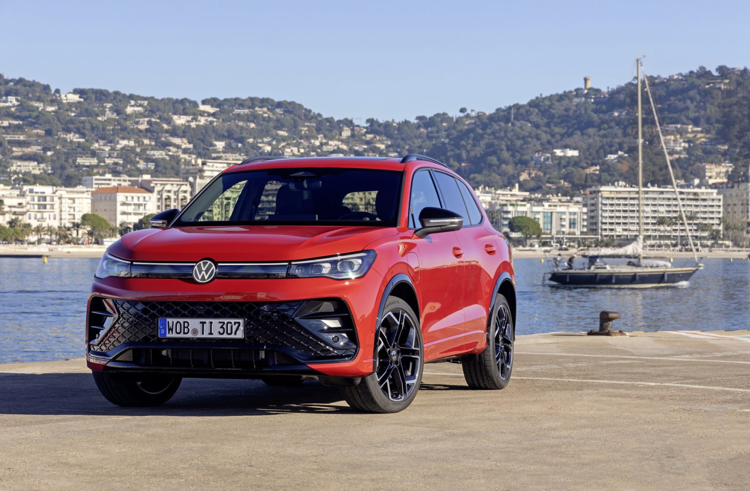 VW Plug-in Hybrid: Χαμηλώνει το κόστος - Πλεονεκτήματα για τους fleet ...